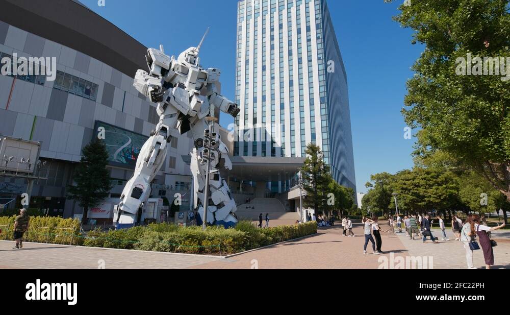 Tokyo, Japan 30 June 2019: Unicorn Gundam robot statue in odaiba Stock ...