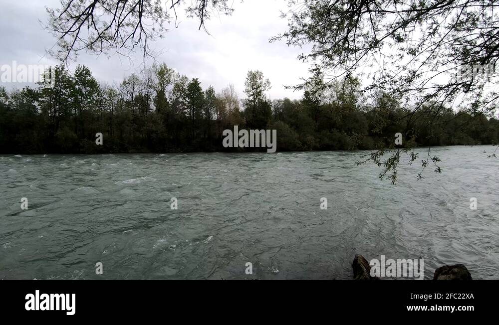 Right side pan Stock Videos & Footage - HD and 4K Video Clips - Alamy