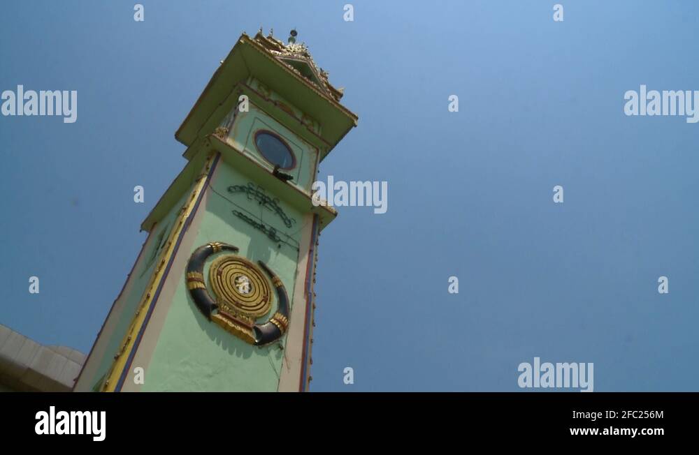 Green building tower Stock Videos & Footage - HD and 4K Video Clips - Alamy