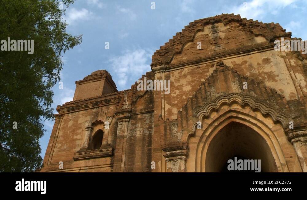 Compound arch Stock Videos & Footage - HD and 4K Video Clips - Alamy