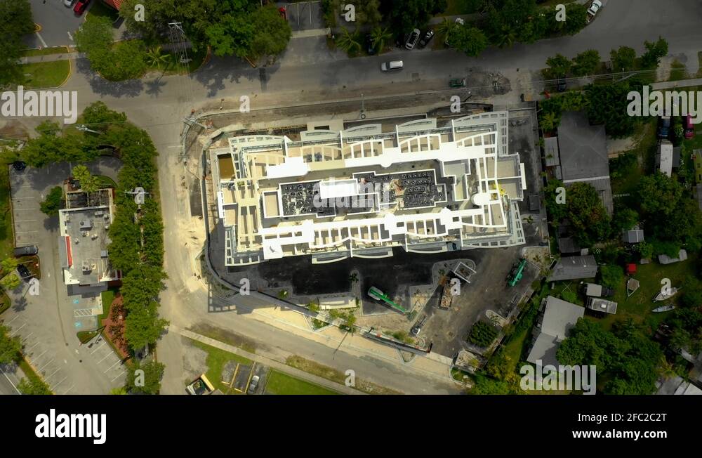 Tilt up construction Stock Videos & Footage - HD and 4K Video Clips - Alamy