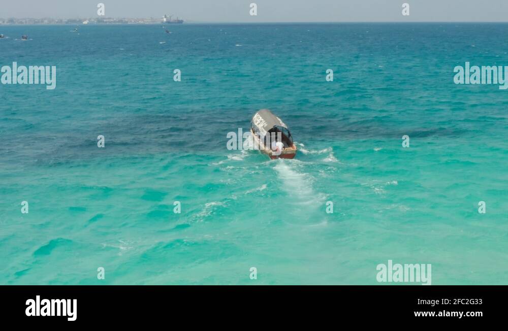 Cropped boat Stock Videos & Footage - HD and 4K Video Clips - Alamy