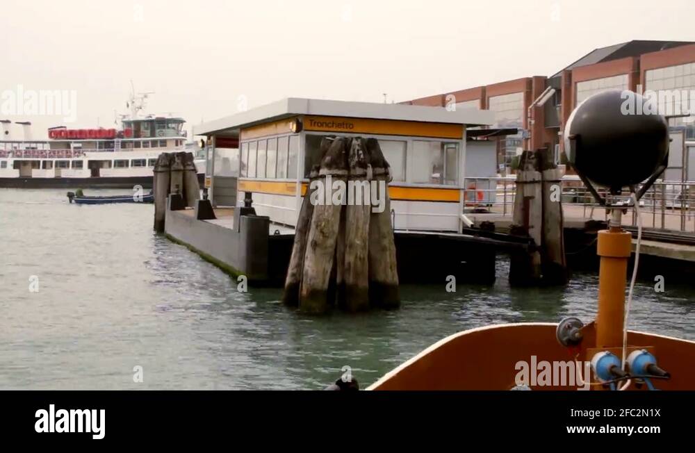Water bus stop venice Stock Videos & Footage - HD and 4K Video Clips ...