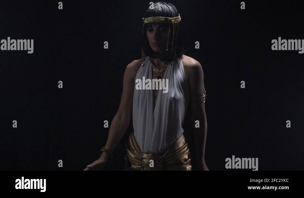 Egyptian pose Stock Videos & Footage - HD and 4K Video Clips - Alamy