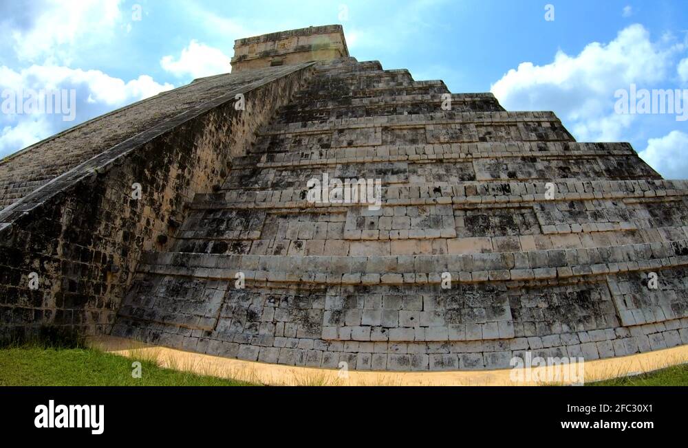 Mexican Mayan Pyramid Chichen Itza Yucatan Peninsula Mexico Stock Video ...