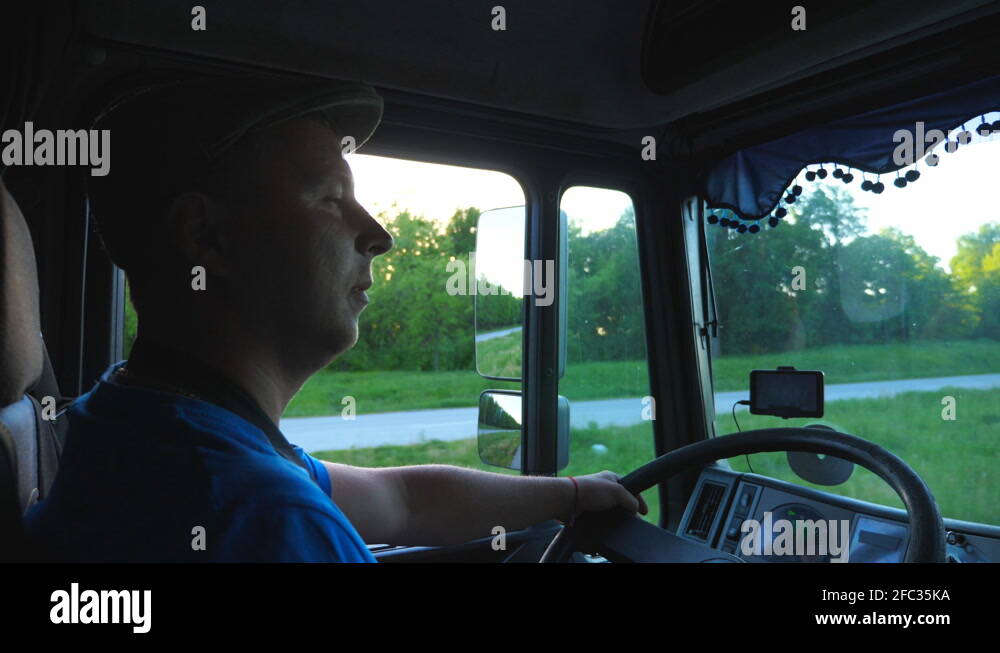 Semi profile view Stock Videos & Footage - HD and 4K Video Clips - Alamy