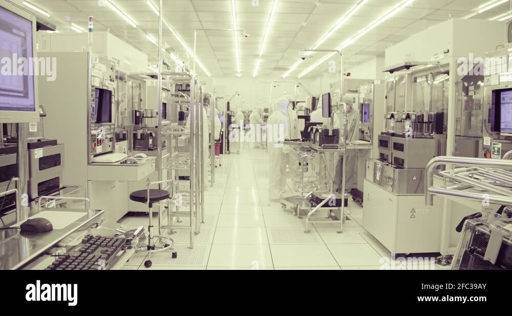 Clean room manufacturing of silicon wafers for the semiconductors ...