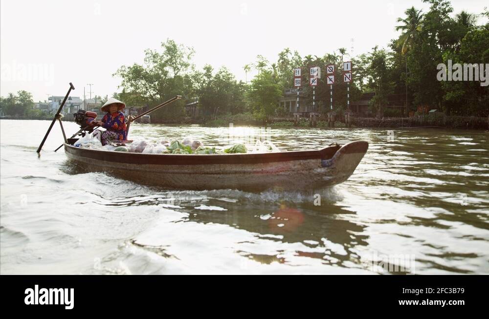 Conical boat Stock Videos & Footage - HD and 4K Video Clips - Alamy