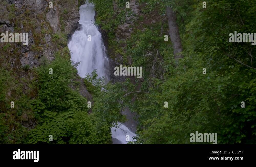 Drop shutter Stock Videos & Footage - HD and 4K Video Clips - Alamy