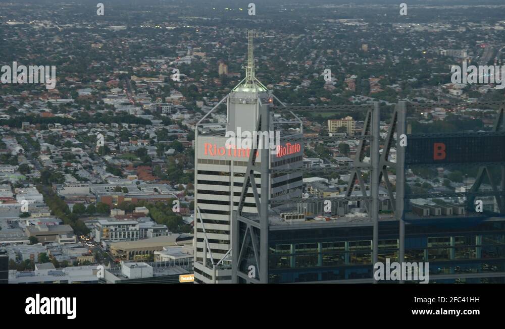 Perth skyscraper construction building Stock Videos & Footage - HD and ...