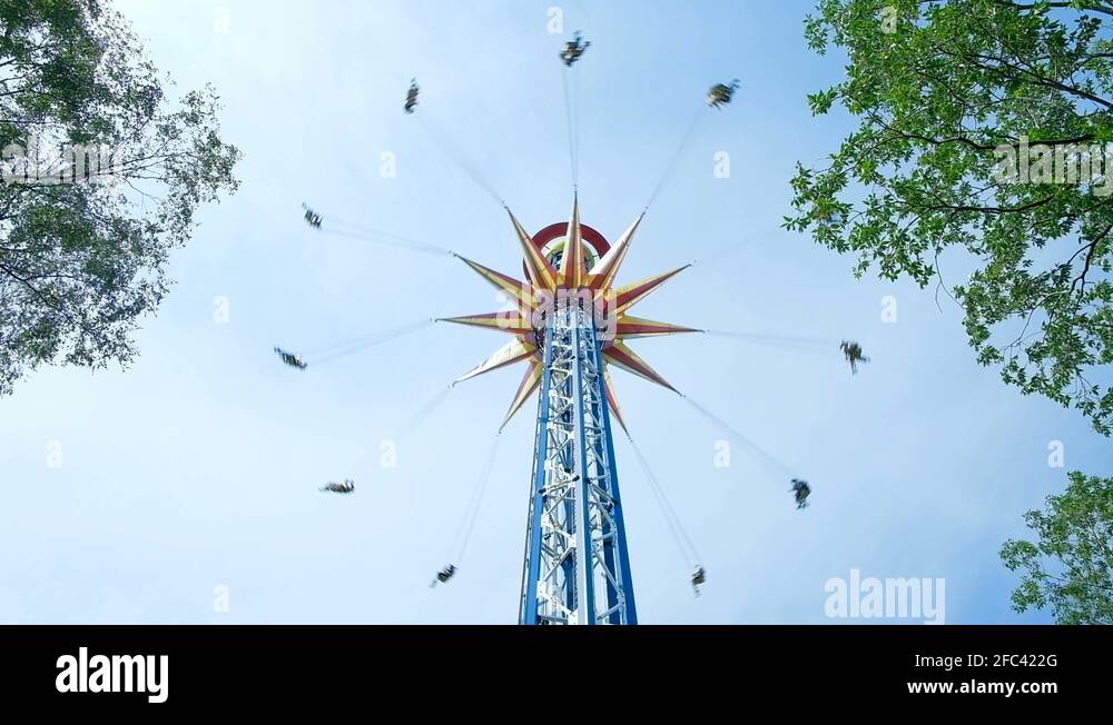 Sky flyer Stock Videos & Footage - HD and 4K Video Clips - Alamy