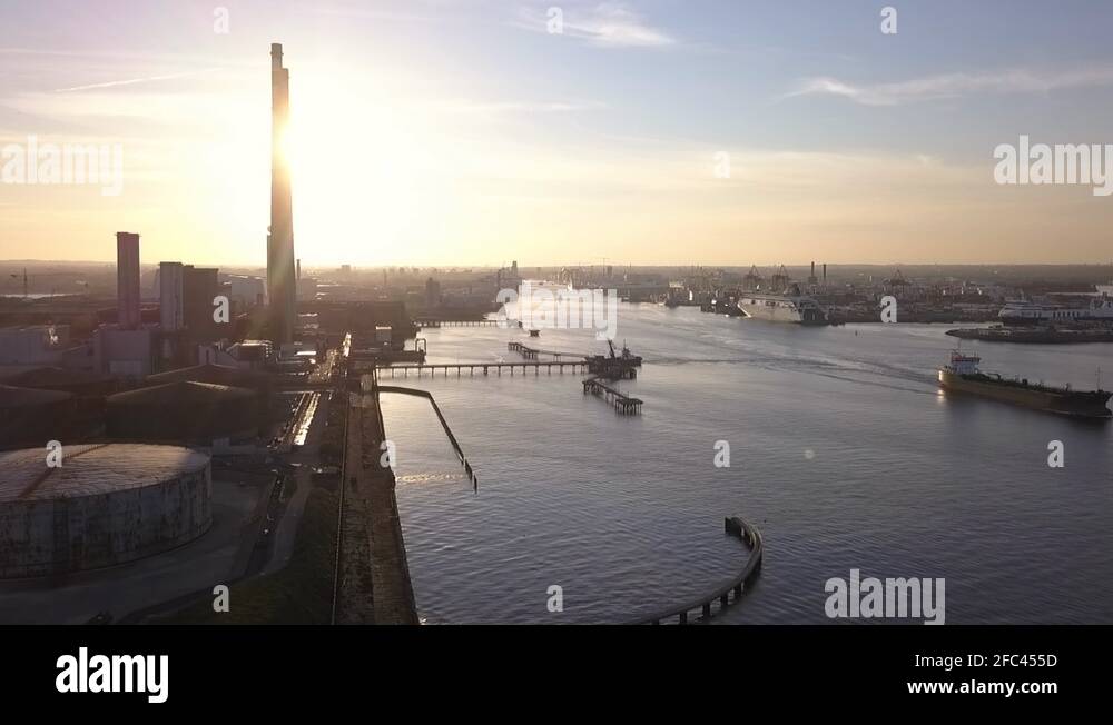 Sun blocked Stock Videos & Footage - HD and 4K Video Clips - Alamy