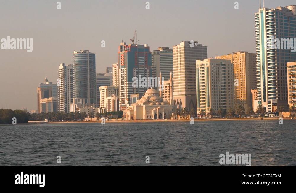 Arabian gulf scenery Stock Videos & Footage - HD and 4K Video Clips - Alamy