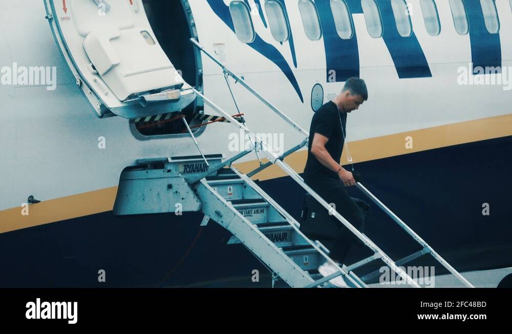 Disembarkation Stock Videos & Footage - HD and 4K Video Clips - Alamy