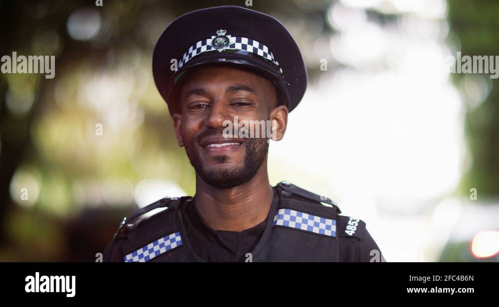 London cop Stock Videos & Footage - HD and 4K Video Clips - Alamy