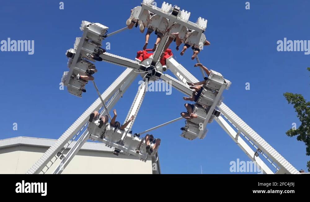 16 people Stock Videos & Footage - HD and 4K Video Clips - Alamy