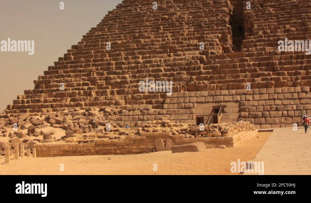 Pyramid of mykerinos Stock Videos & Footage - HD and 4K Video Clips - Alamy