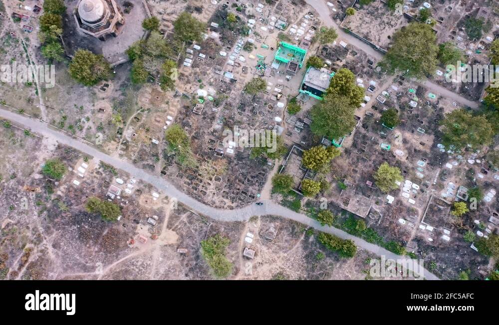 Muslim burial Stock Videos & Footage - HD and 4K Video Clips - Alamy