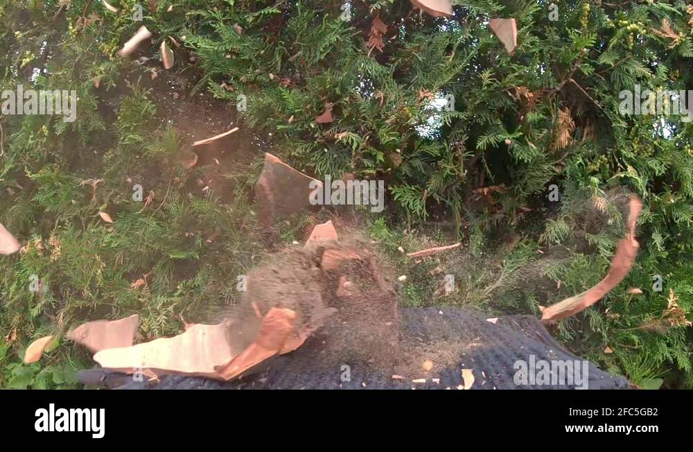 Crashed metal Stock Videos & Footage - HD and 4K Video Clips - Alamy