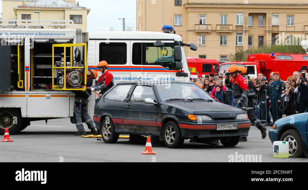 Accident scene management Stock Videos & Footage - HD and 4K Video ...