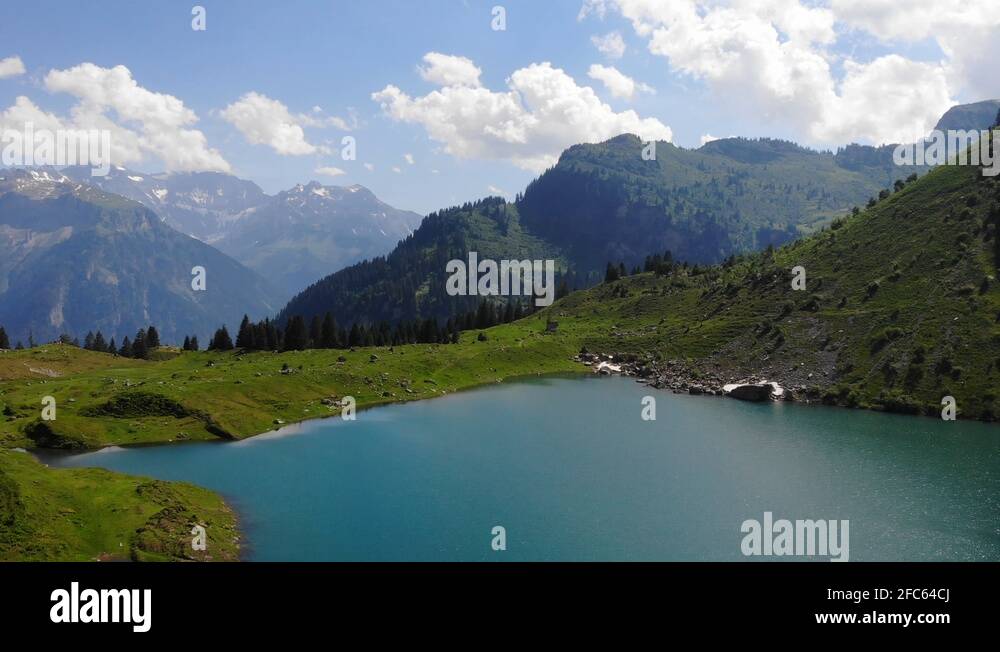 Schweizer bergsee Stock Videos & Footage - HD and 4K Video Clips - Alamy