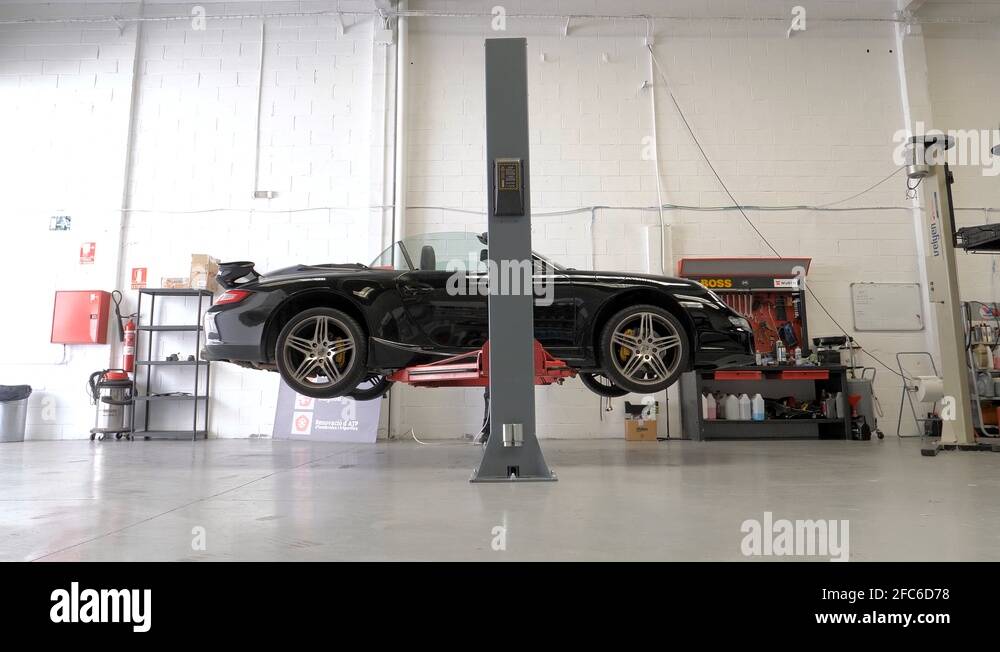 Car up garage Stock Videos & Footage - HD and 4K Video Clips - Alamy