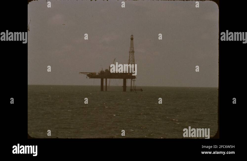 Ocean rigs Stock Videos & Footage - HD and 4K Video Clips - Alamy