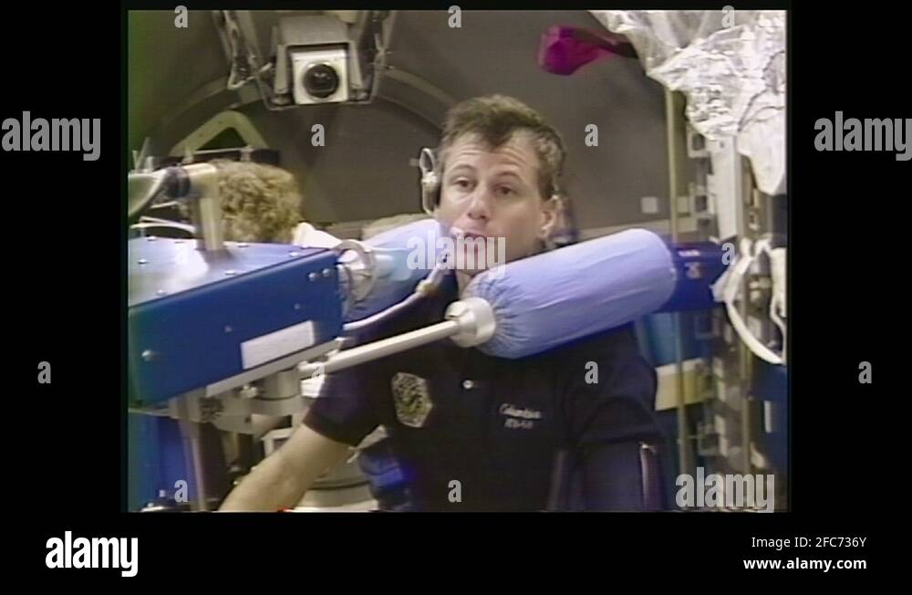 Exercising in space Stock Videos & Footage - HD and 4K Video Clips - Alamy