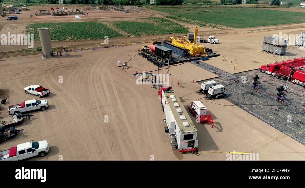 Halliburton truck Stock Videos & Footage - HD and 4K Video Clips - Alamy