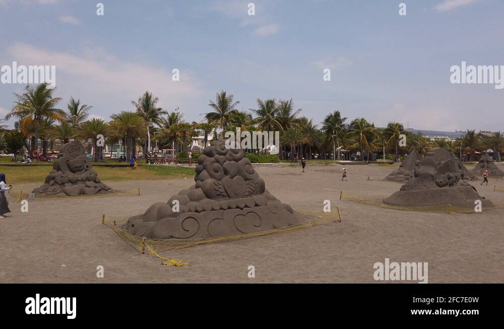 Sculptures on the beach Stock Videos & Footage - HD and 4K Video Clips ...