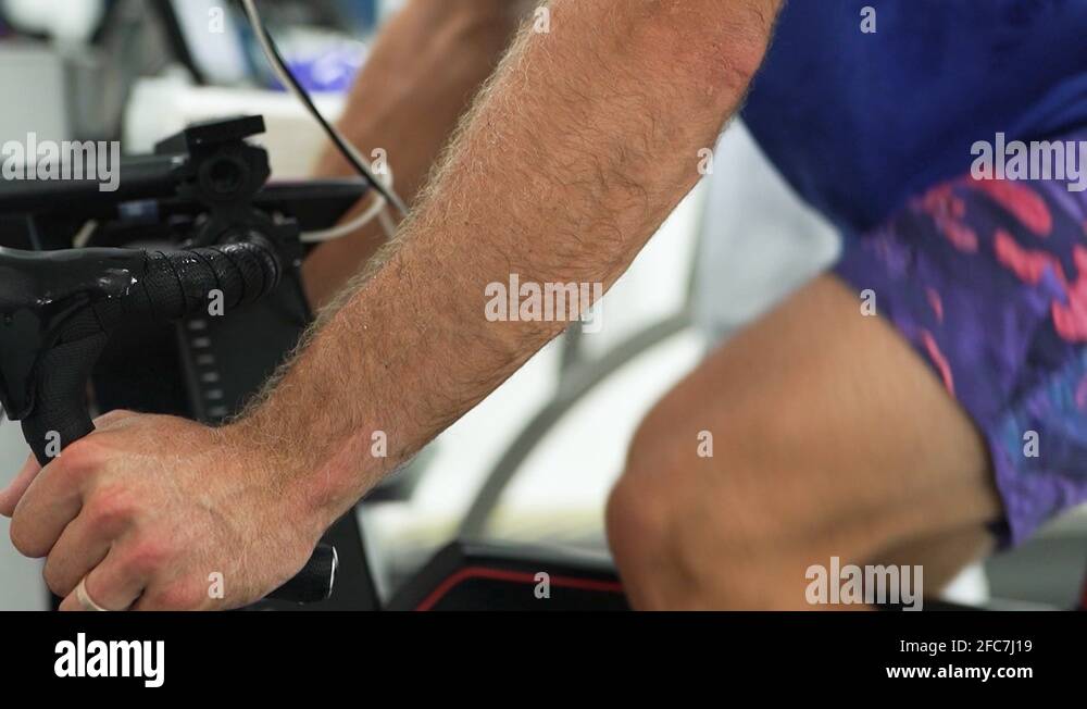 Cycle lab Stock Videos & Footage - HD and 4K Video Clips - Alamy