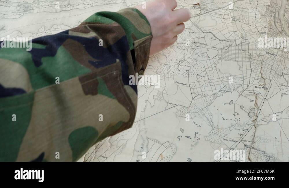 Military maps Stock Videos & Footage - HD and 4K Video Clips - Alamy