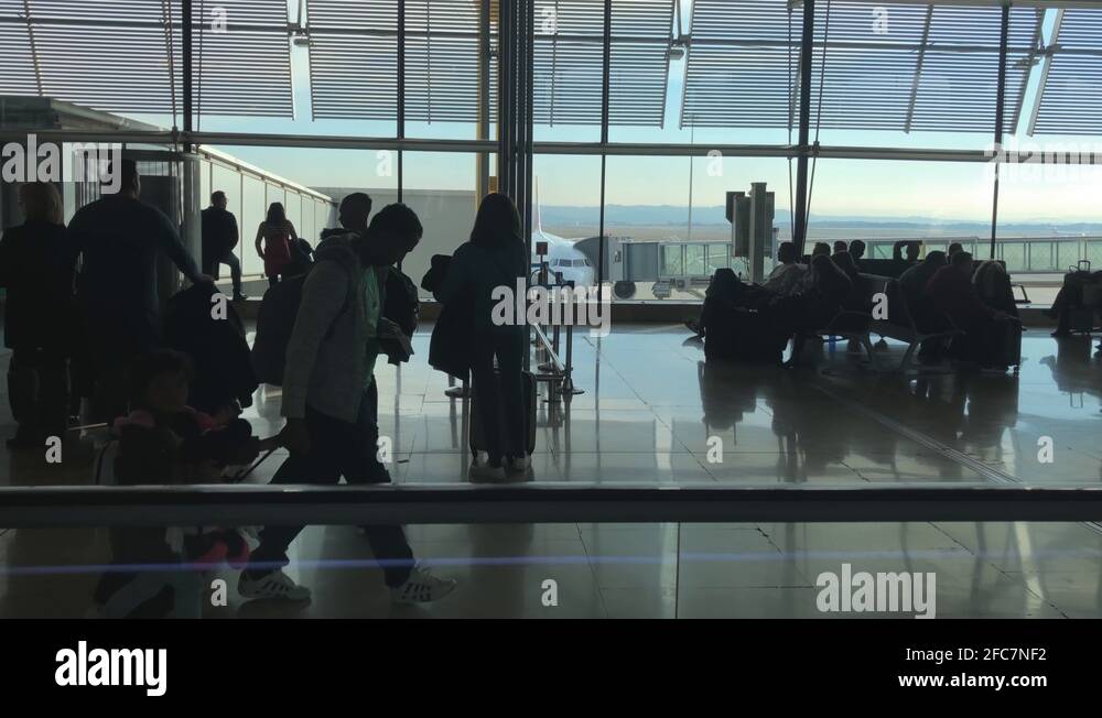Airport waiting areas Stock Videos & Footage - HD and 4K Video Clips ...