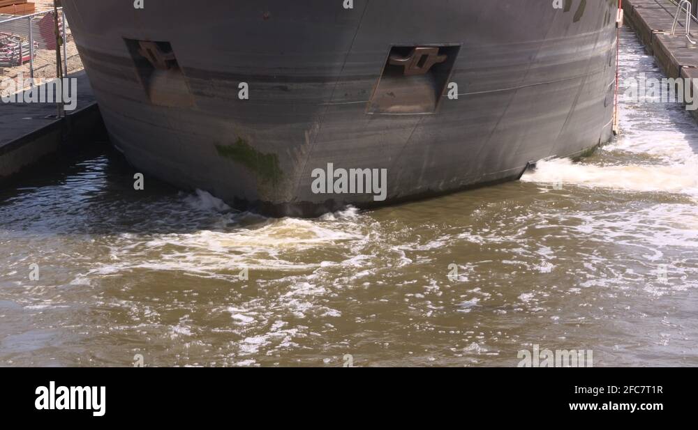 Stern thruster Stock Videos & Footage - HD and 4K Video Clips - Alamy