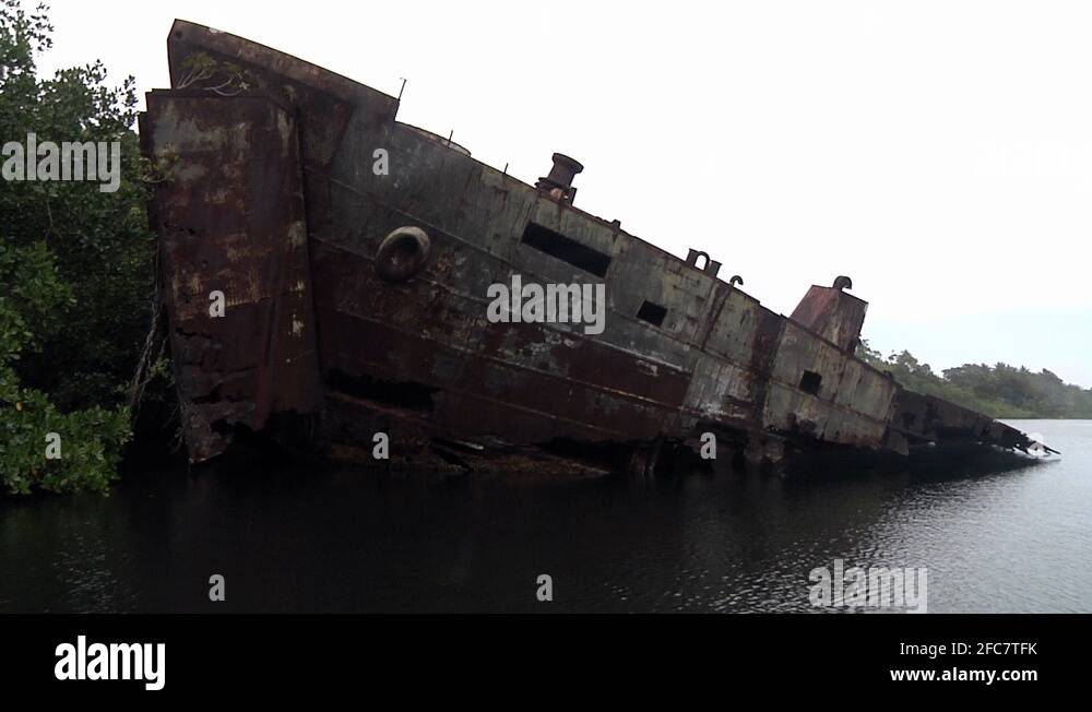 Sinking ship rock Stock Videos & Footage - HD and 4K Video Clips - Alamy