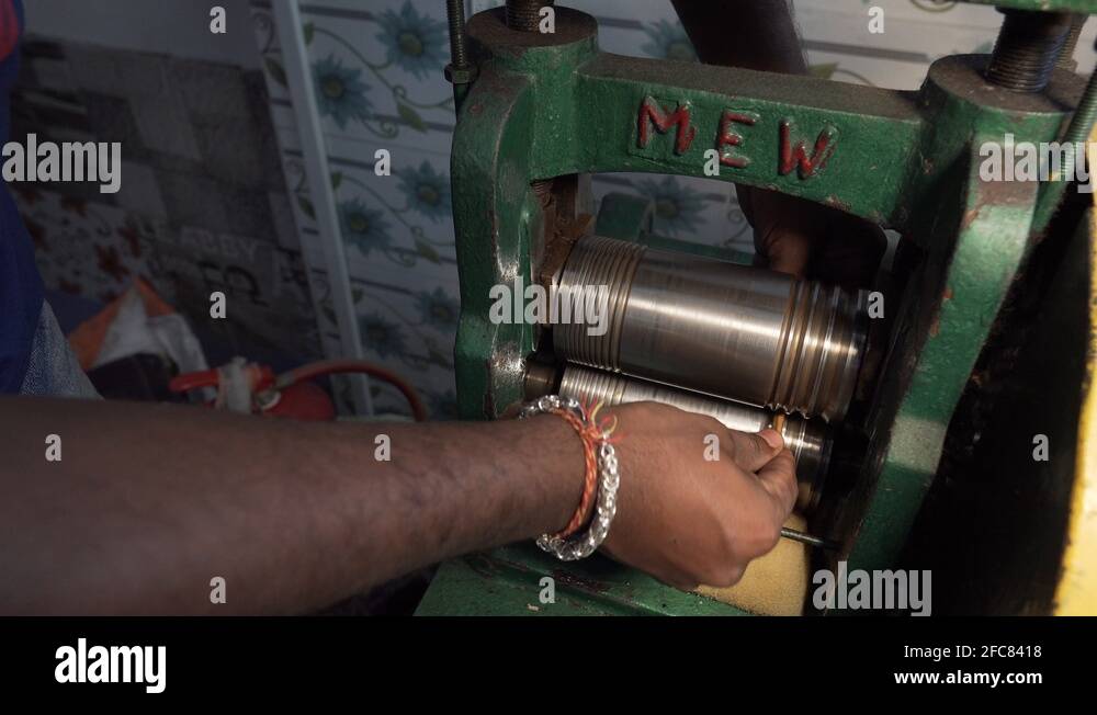 Flattening machine Stock Videos & Footage - HD and 4K Video Clips - Alamy