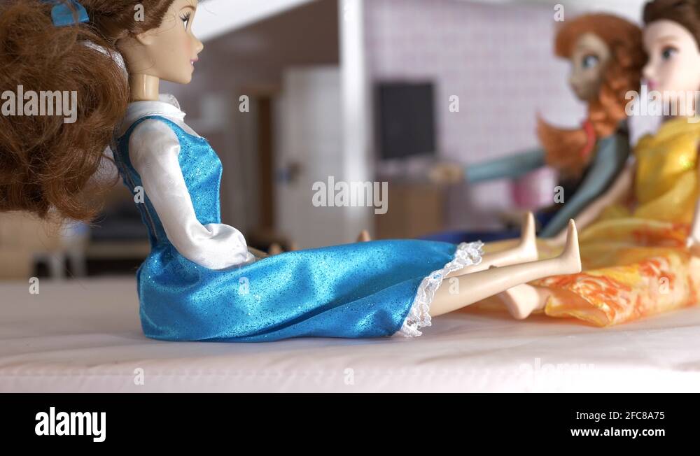 Sitting barbie doll Stock Videos & Footage - HD and 4K Video Clips - Alamy