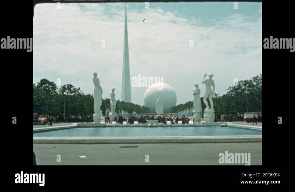 Statues of the world Stock Videos & Footage - HD and 4K Video Clips - Alamy