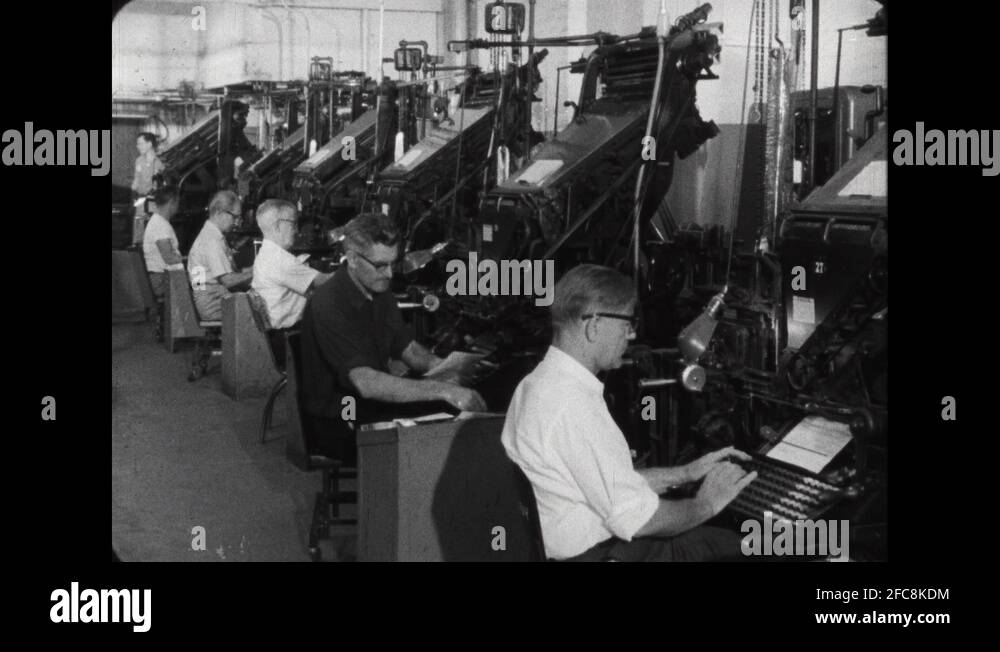 Men typing Stock Videos & Footage - HD and 4K Video Clips - Alamy