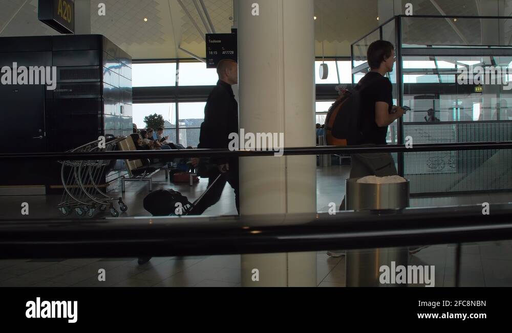 Copenhaguen Airport Gates corridor. Walkway and passengers 04 Stock ...