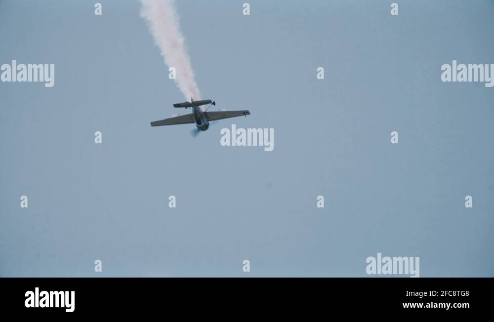 Plane smoke trail in airshow Stock Videos & Footage - HD and 4K Video ...