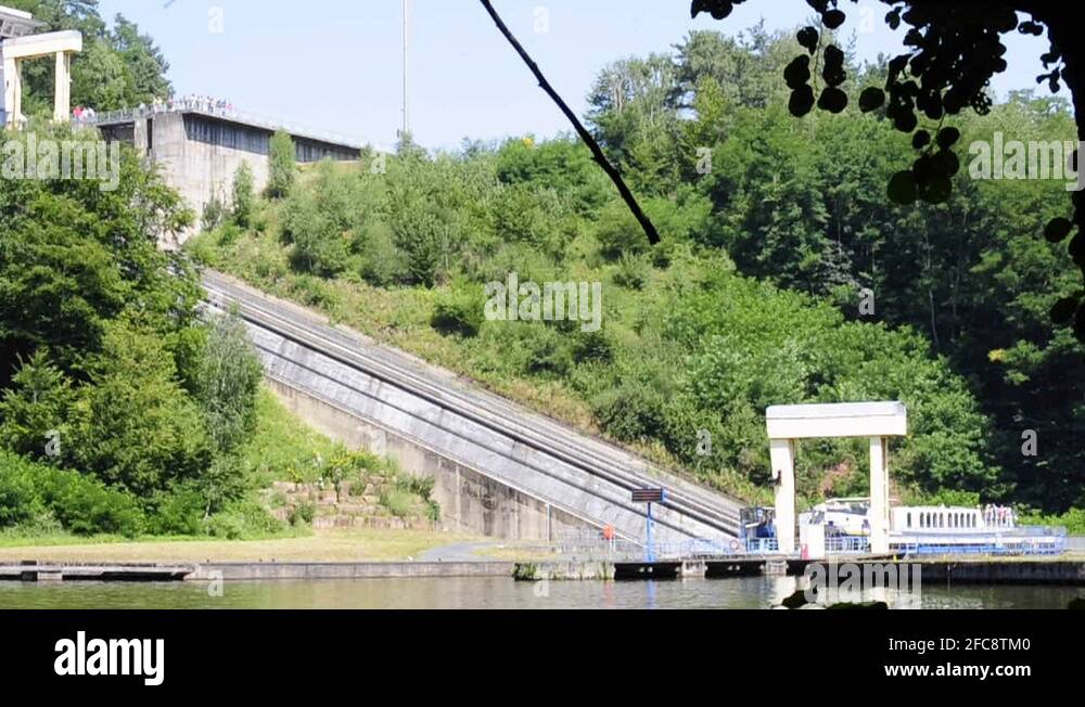 Skew lift Stock Videos & Footage - HD and 4K Video Clips - Alamy