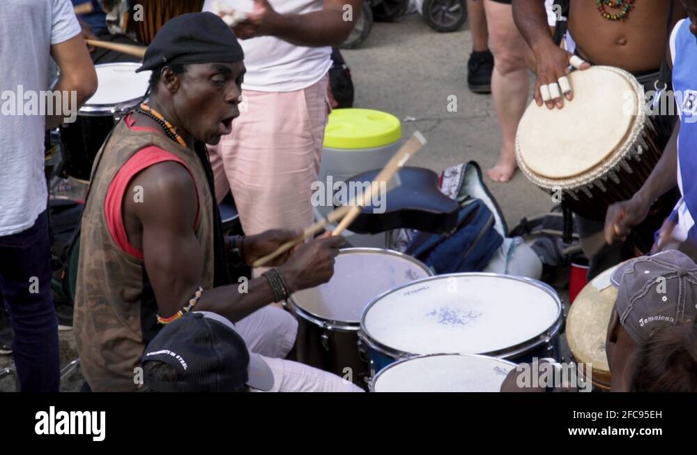 Tam tams Stock Videos & Footage - HD and 4K Video Clips - Alamy