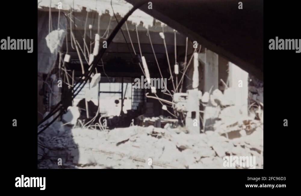 Bombed building ww2 Stock Videos & Footage - HD and 4K Video Clips - Alamy