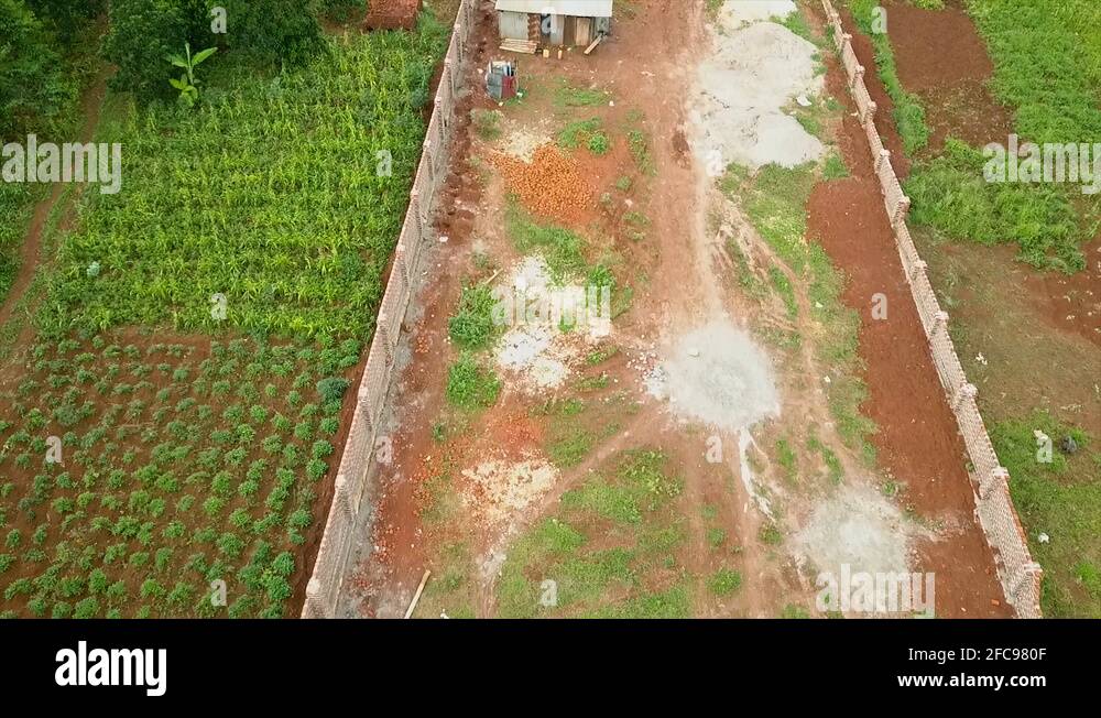 Brick perimeter wall Stock Videos & Footage - HD and 4K Video Clips - Alamy
