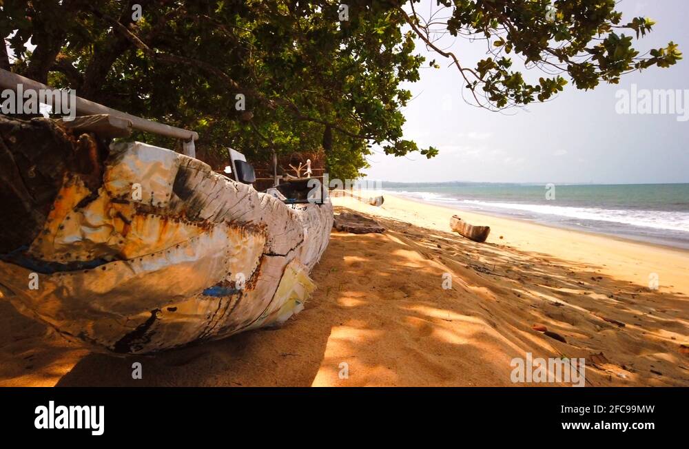 Plage de Kribi au Cameroun / Kribi Beach in Cameroon Stock Video ...