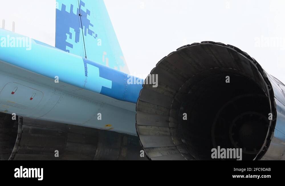 Jet engine exhaust Stock Videos & Footage - HD and 4K Video Clips - Alamy