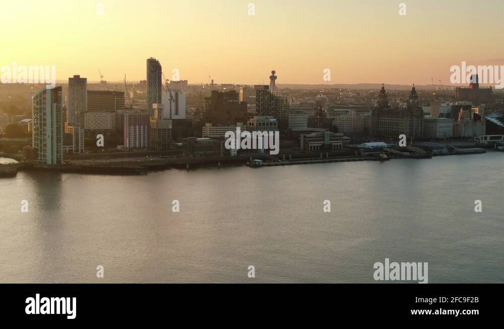 Liverpool waterfront river mersey Stock Videos & Footage - HD and 4K ...