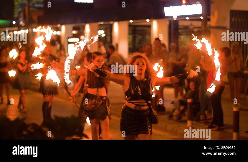 Fire twirlers Stock Videos & Footage - HD and 4K Video Clips - Alamy