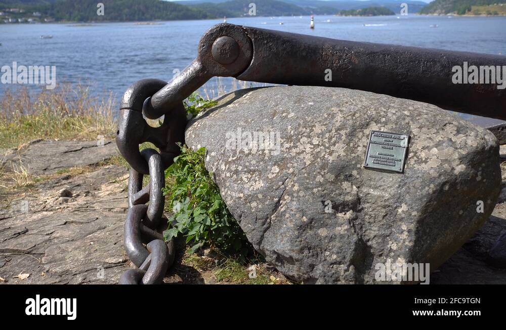 Iron chain heavy anchor Stock Videos & Footage - HD and 4K Video Clips ...